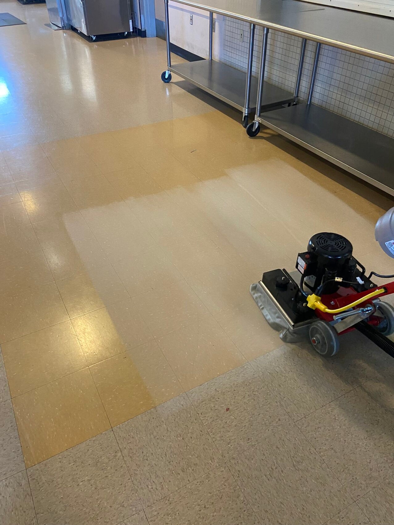 Square Scrub PIVOT 20 and 28 Orbital Floor Machines — SweepScrub.com